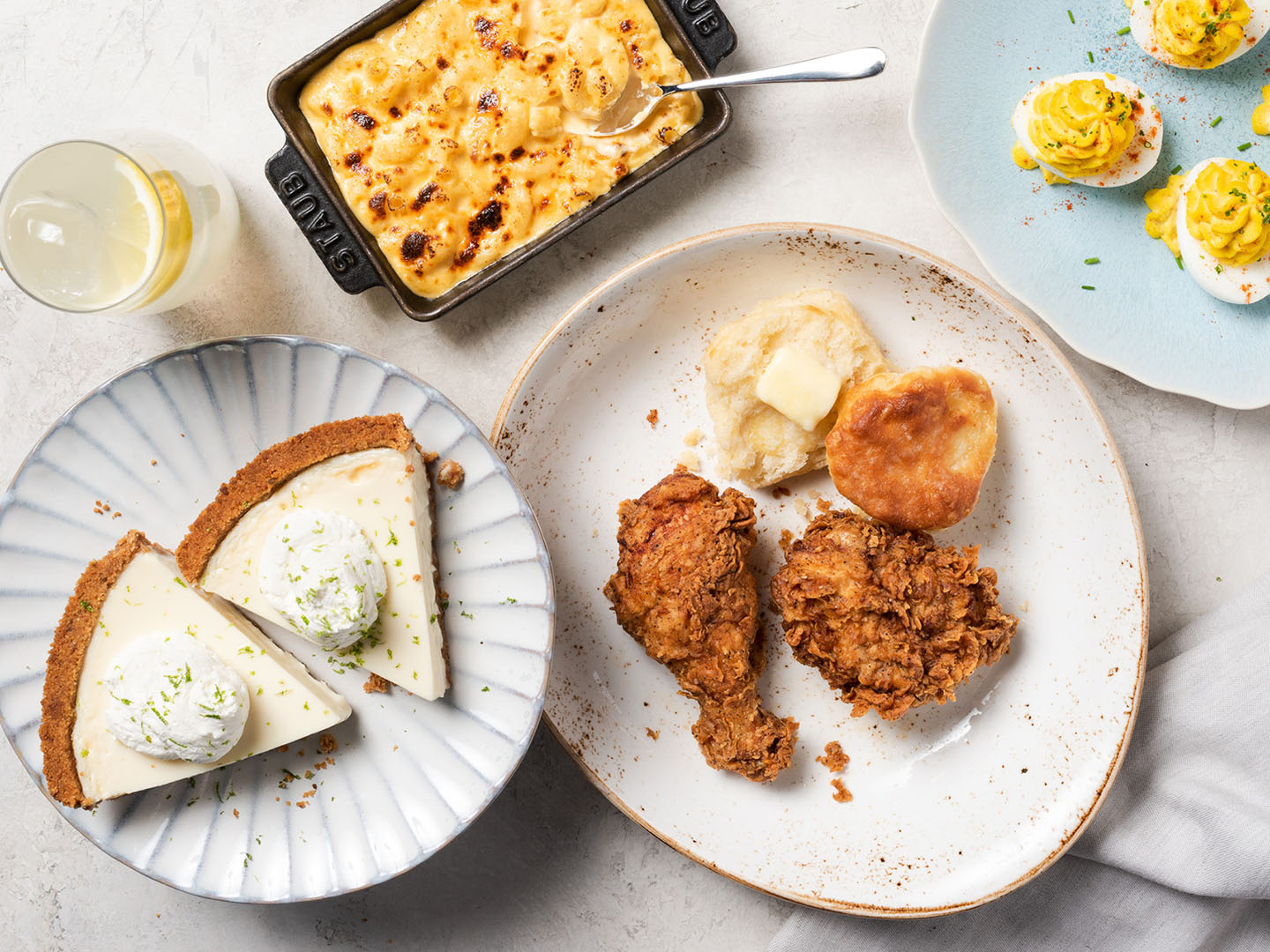 Restaurant-In-Room: Bluesmoke - The Art of Living